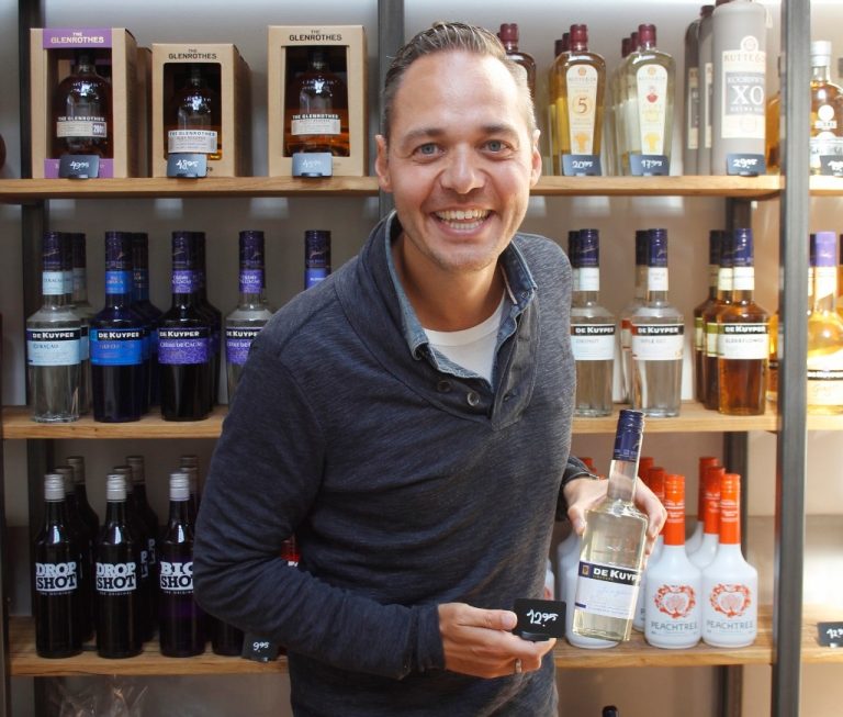 Zelf likeuren maken - Blog Cocktailicious.nl