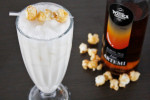 Milky Caramel Popcorn Shake - Cocktailicious.nl