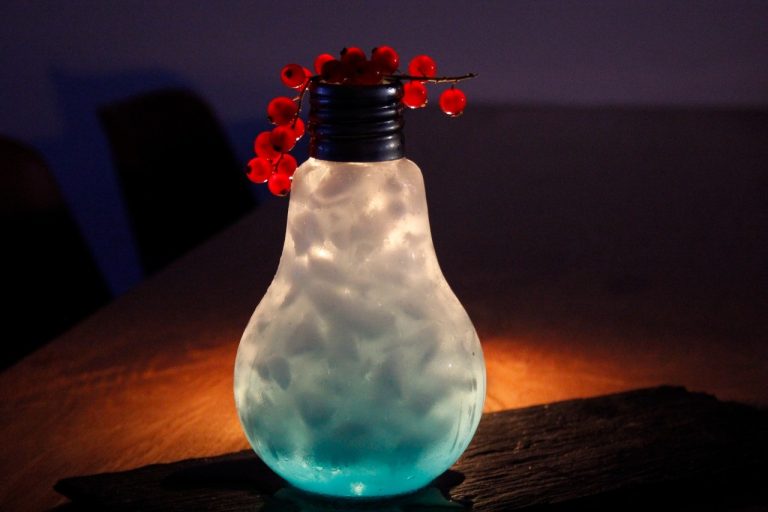 GLOW Bulb - cocktailrecept Cocktailicious.nl