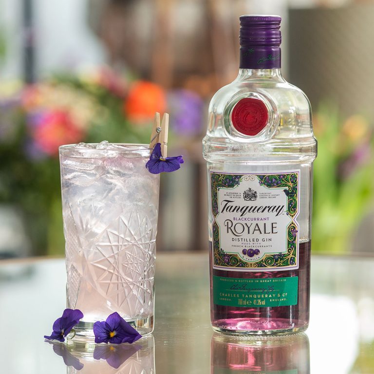 Lady Violet: mooie lentecocktail - Cocktailicious.nl