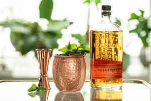 Meer dan 300 zelfgemaakte cocktail recepten van Cocktailicious