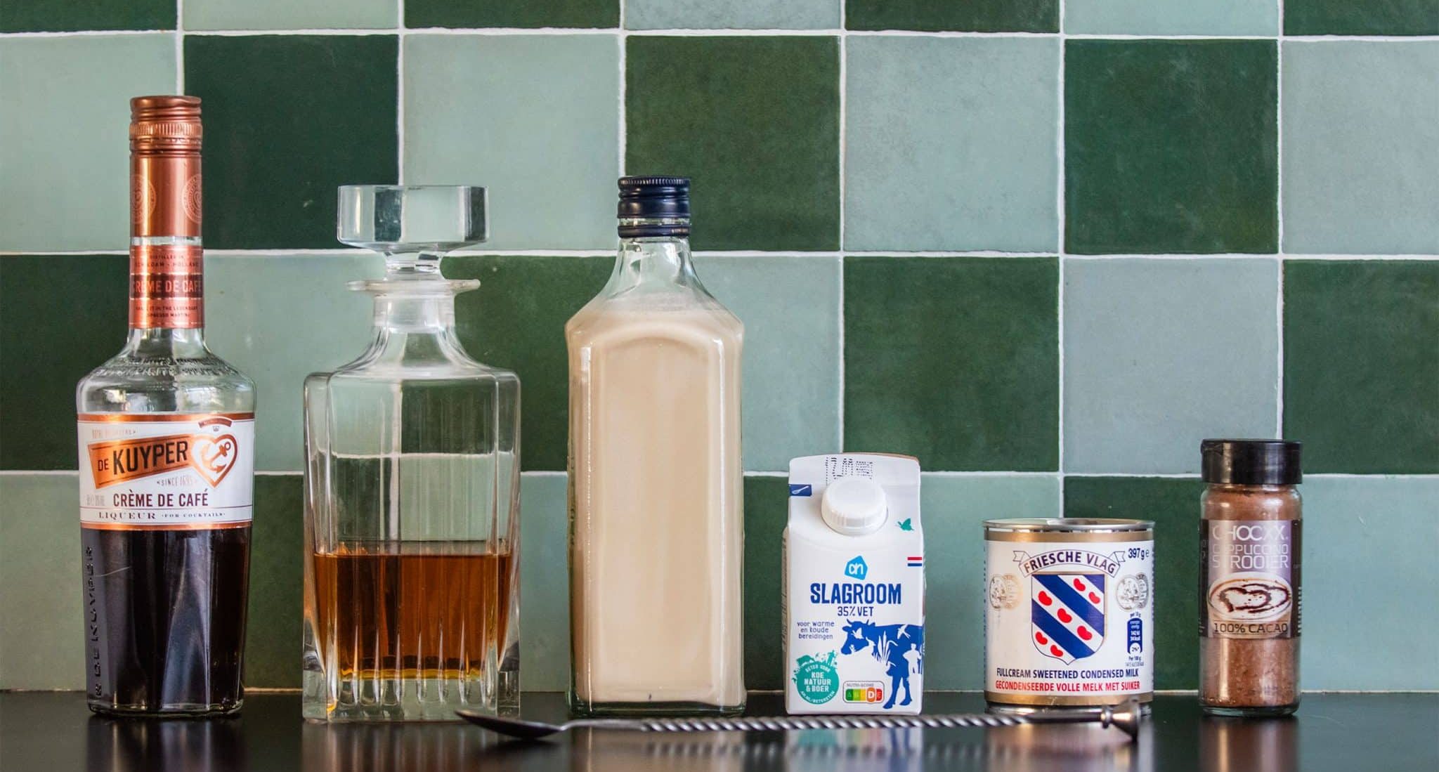 Zelf (alcoholvrije) Baileys maken - DIY recept Cocktailicious